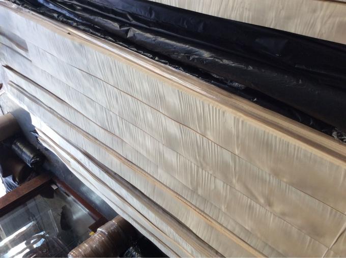 Europe Natural Figured Sycamore Wood Veneer Flat Cut Crown Cut ...